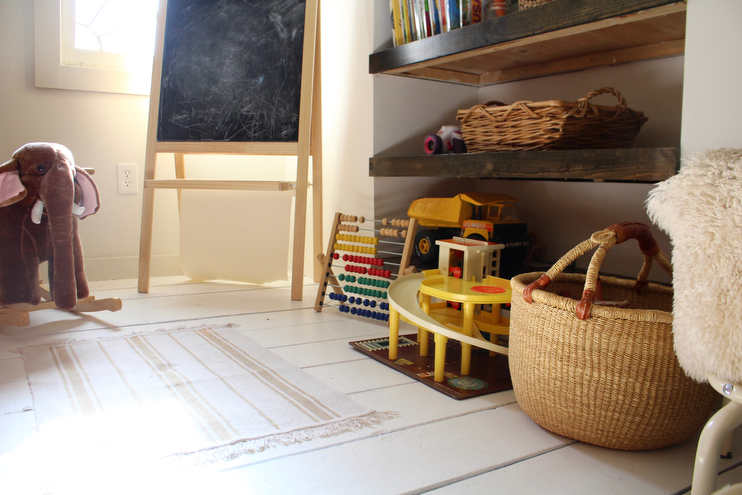 A Seasonal Nature Mobile + Play Nook Tour » Homesong