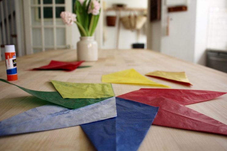 Waldorf Window Star Tutorial » Homesong